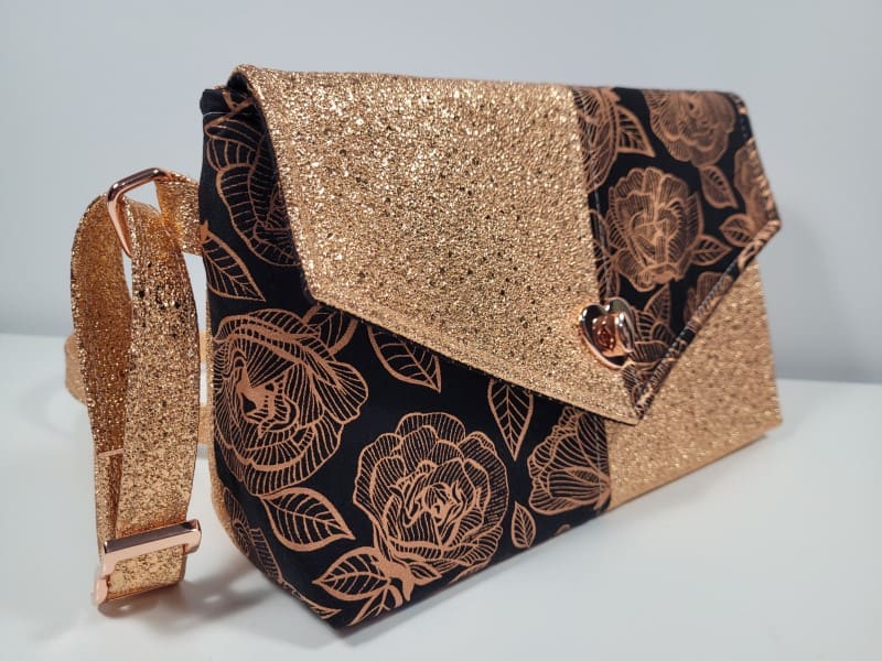 Harley Pouch (FREE) with video – Sew Modern Bags