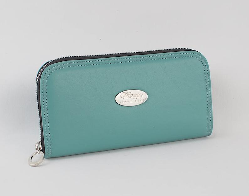 Classic Zip Around Wallet – Sew Modern Bags