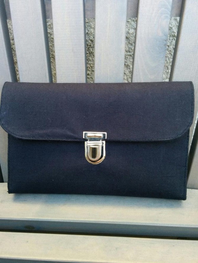 Amethyst Wallet – Sew Modern Bags